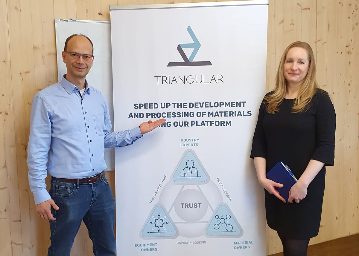 Triangular in the press